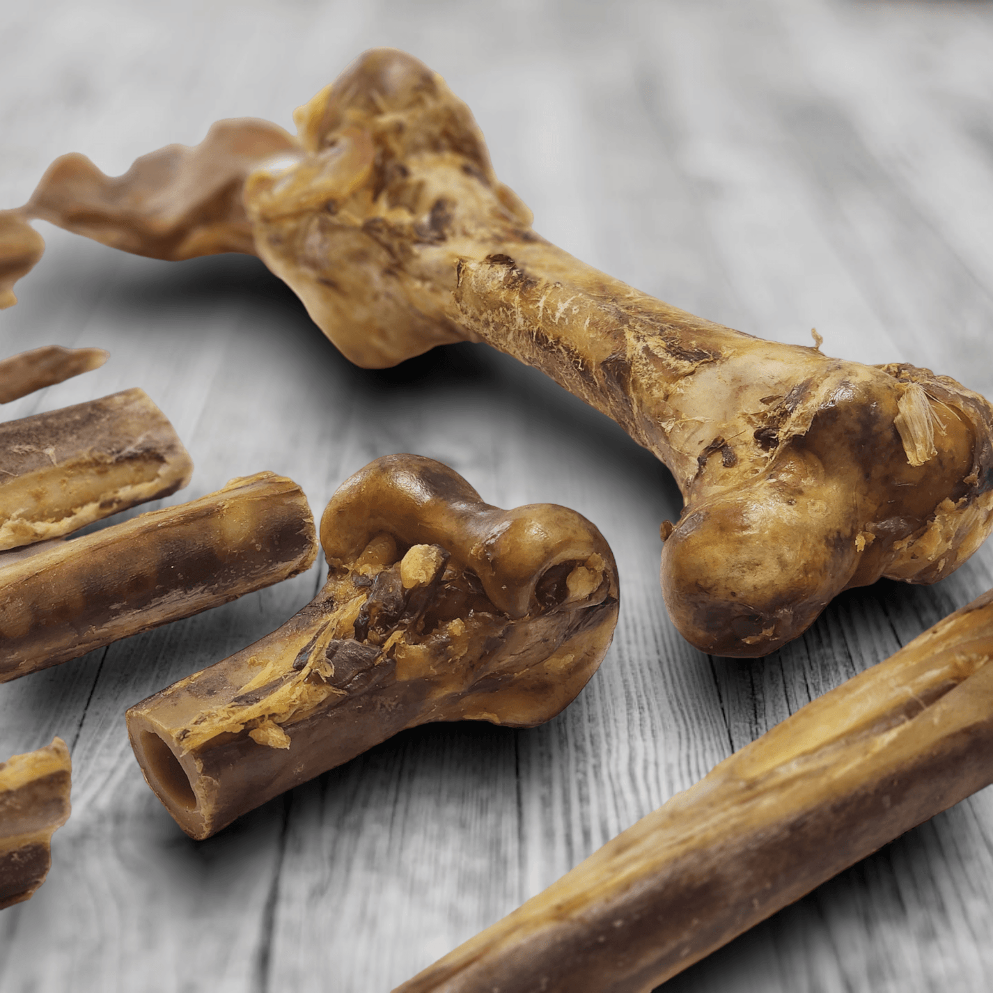 Ostrich Chunky Bones (4" x 2" - 2 Pack): The Long-Lasting, Flavor-Pack